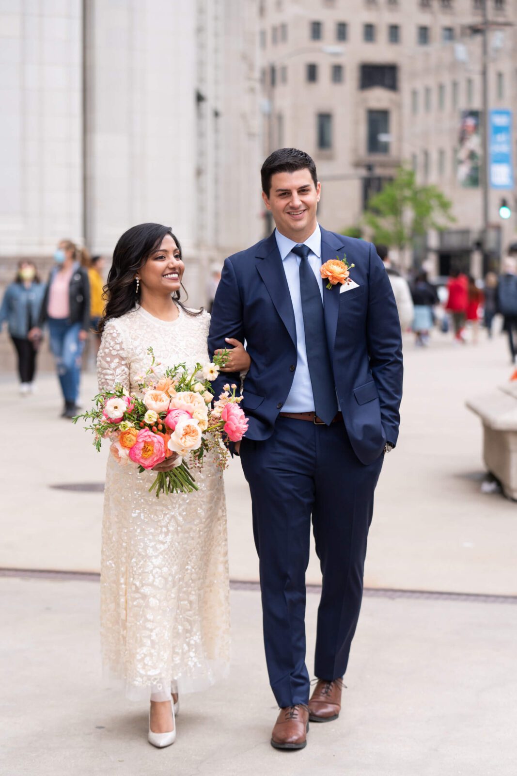 An Urban Micro-Wedding in a Chicago Oasis | shantiknight.com